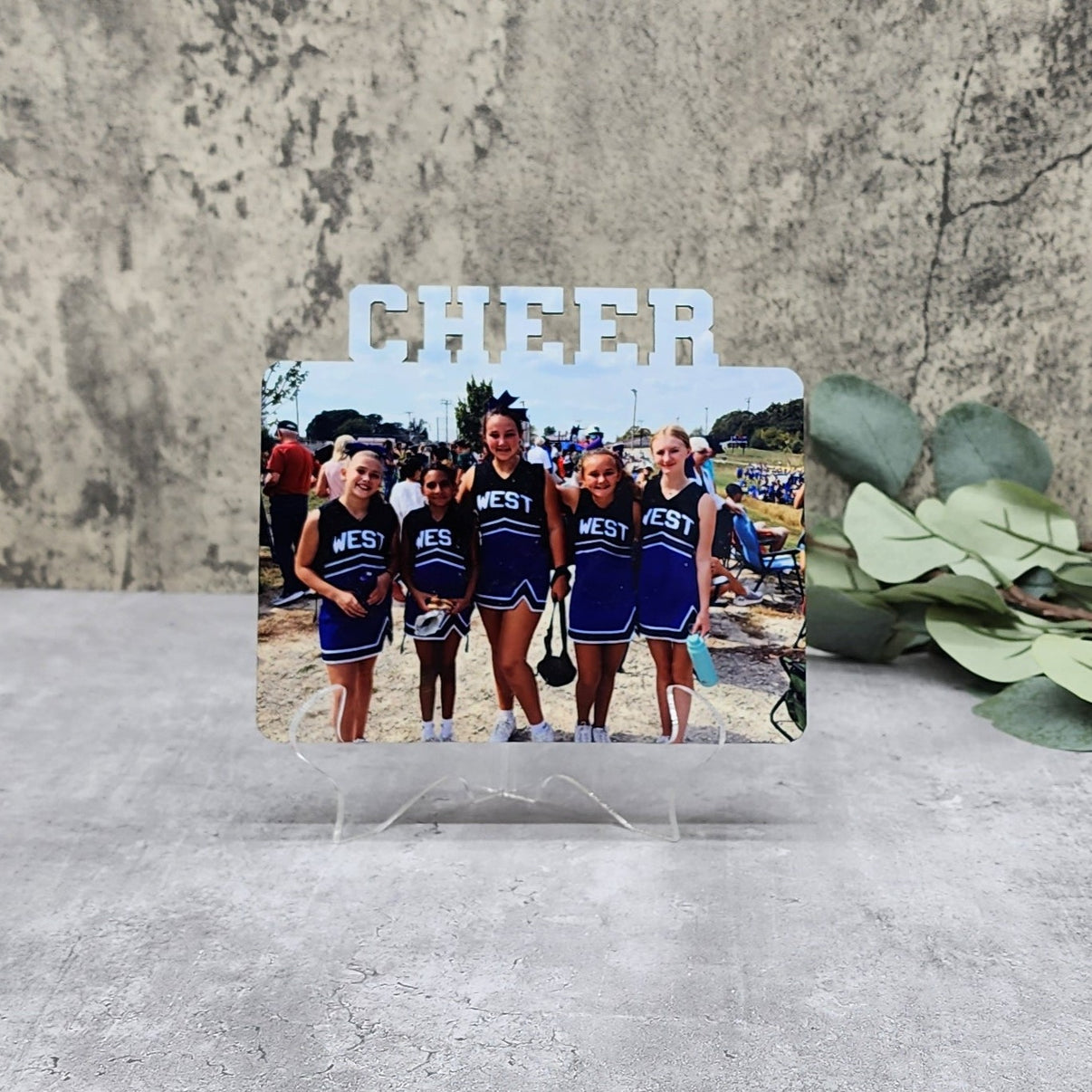 Cheer Frame – Vinyl Fun